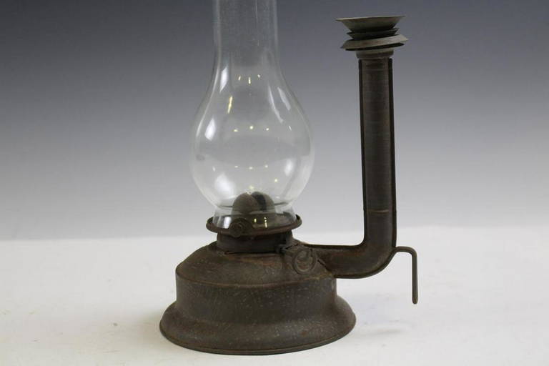 Dietz Bestov Hand Lamp / Lantern