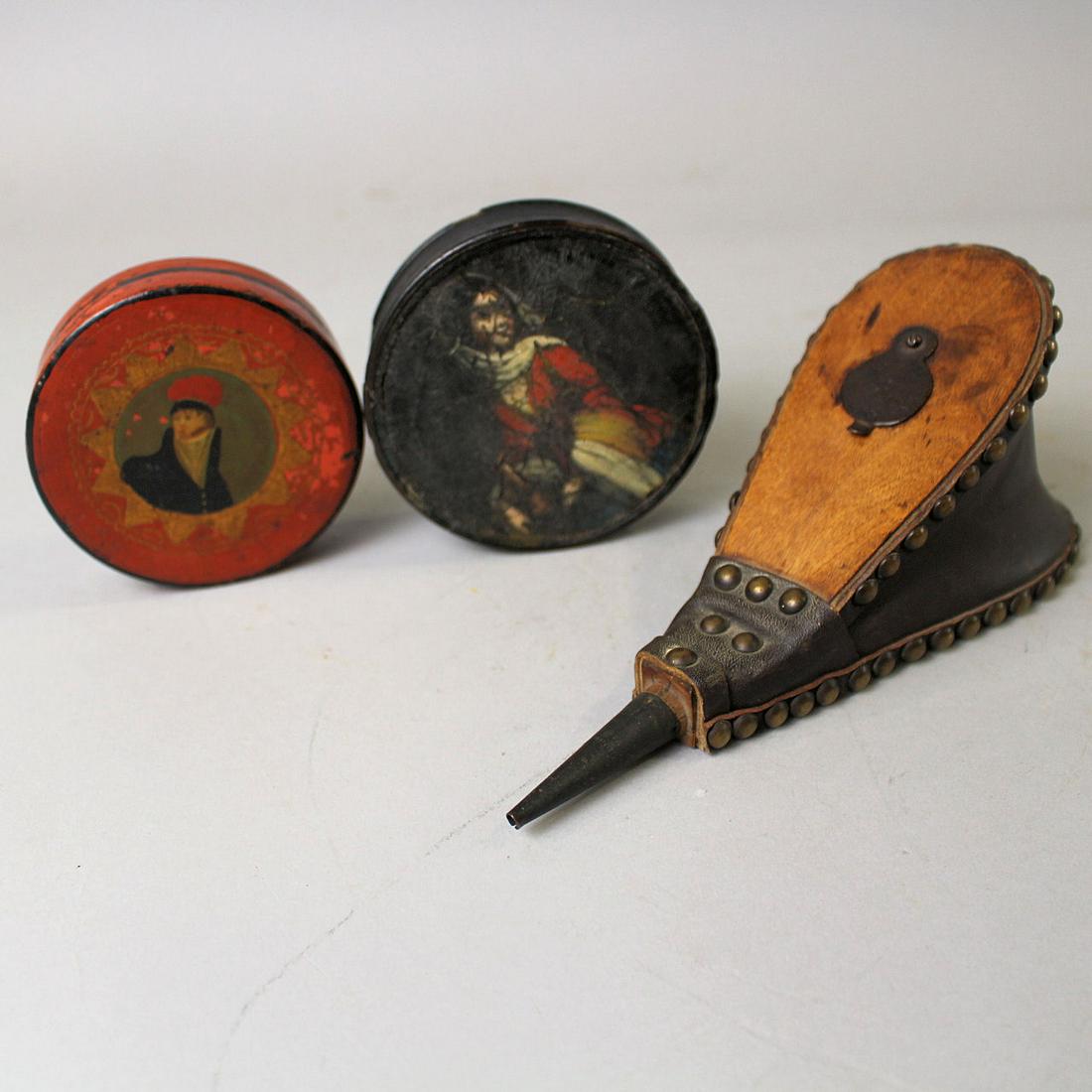 18th C Powdered Wig Bellow & Snuff Boxes - Dec 06, 2020 | Stony Ridge ...