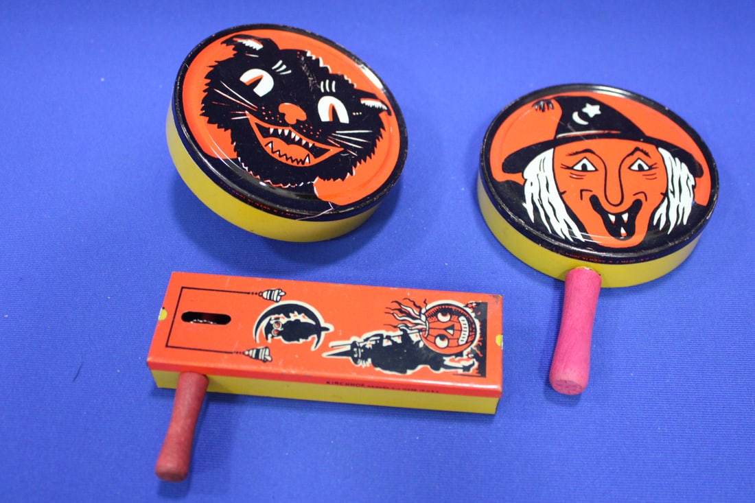 3 Vintage Halloween Rattle, Spinner & Ratchet Noise Makers