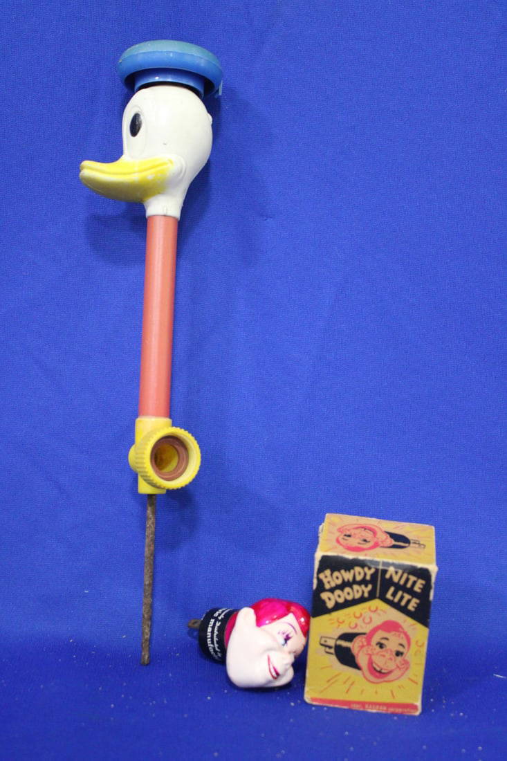 Donald Duck & Howdy Doody Hard Plastic Novelties Auction