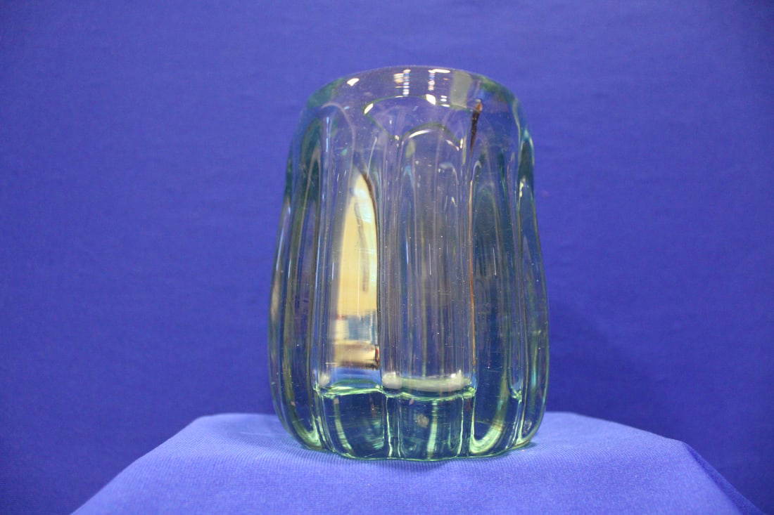 1968 Labino Art Glass Vase Auction
