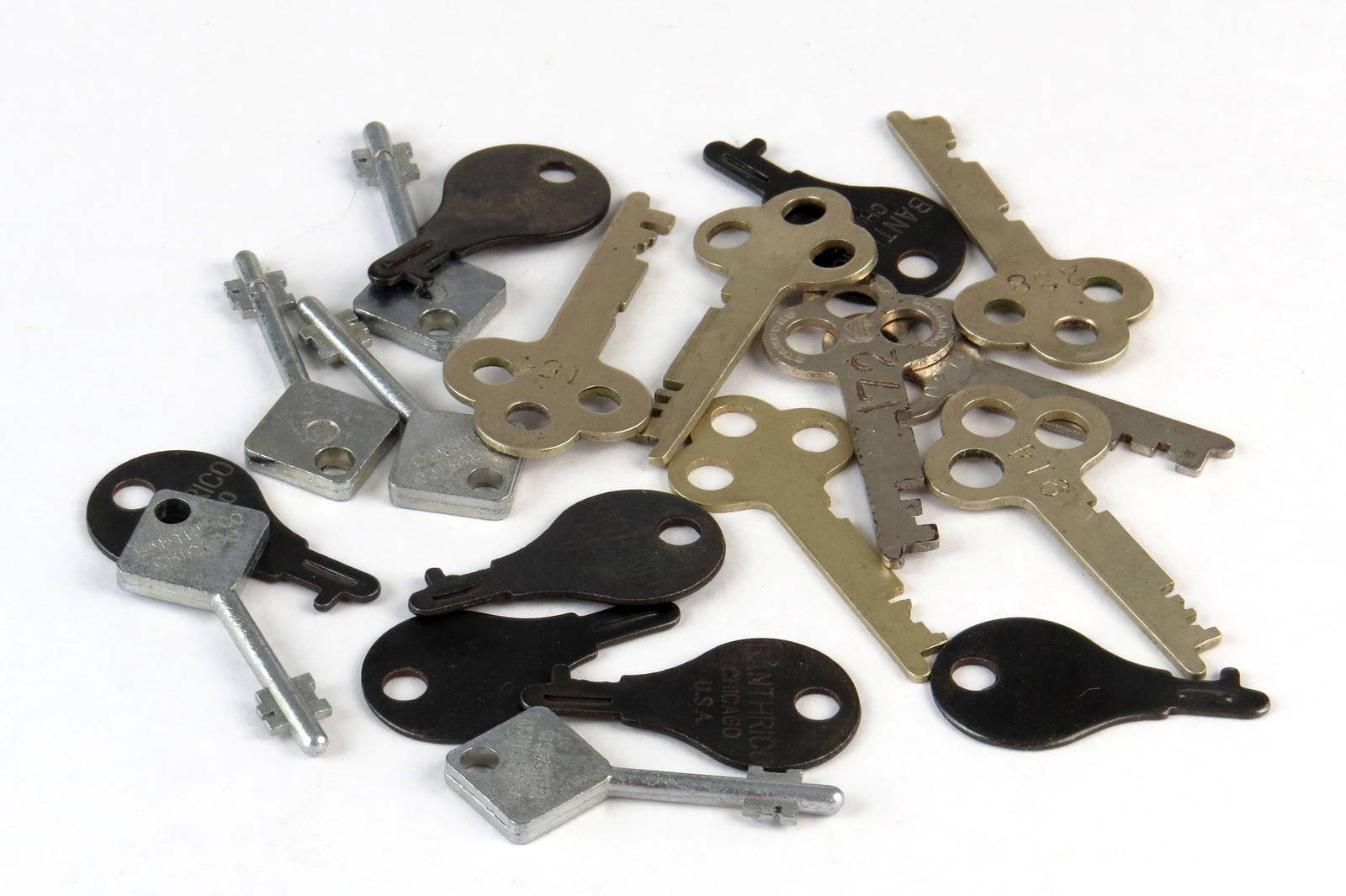 Lot Of Bank Keys Auction