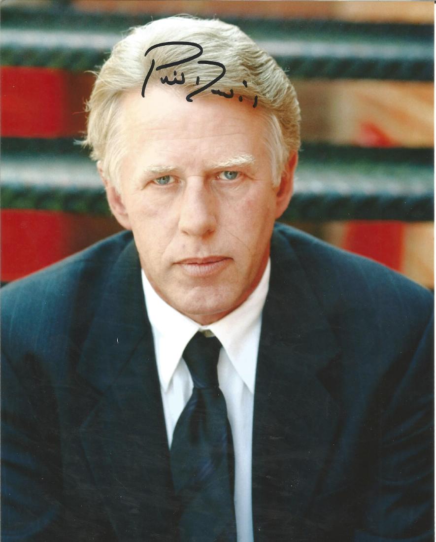 Phil Davis Actor Signed 8x10 Photo. Good Condition. All