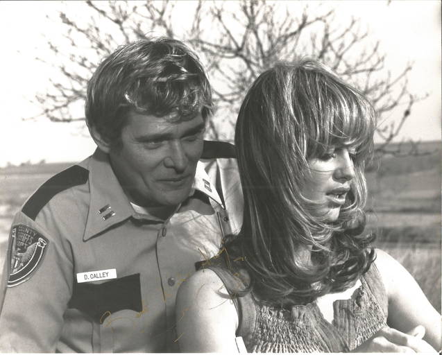 Susan George Signed 10 X 8 Inch B/w Photo Signed In