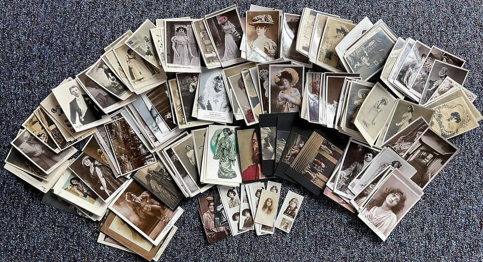 Collection of 300 unusual and interesting vintage (#0252) on Sep 29 ...