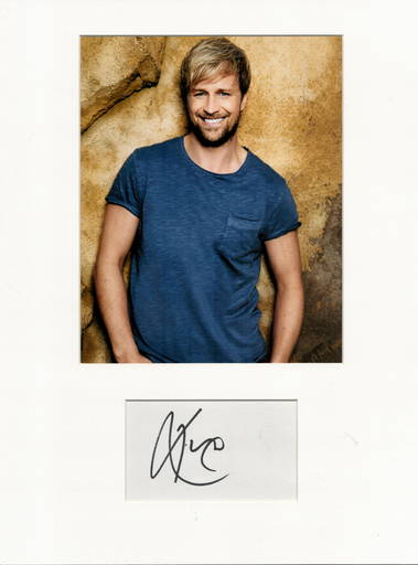 Kian Egan music, signature piece autograph (#0249) on Oct 13, 2021 ...