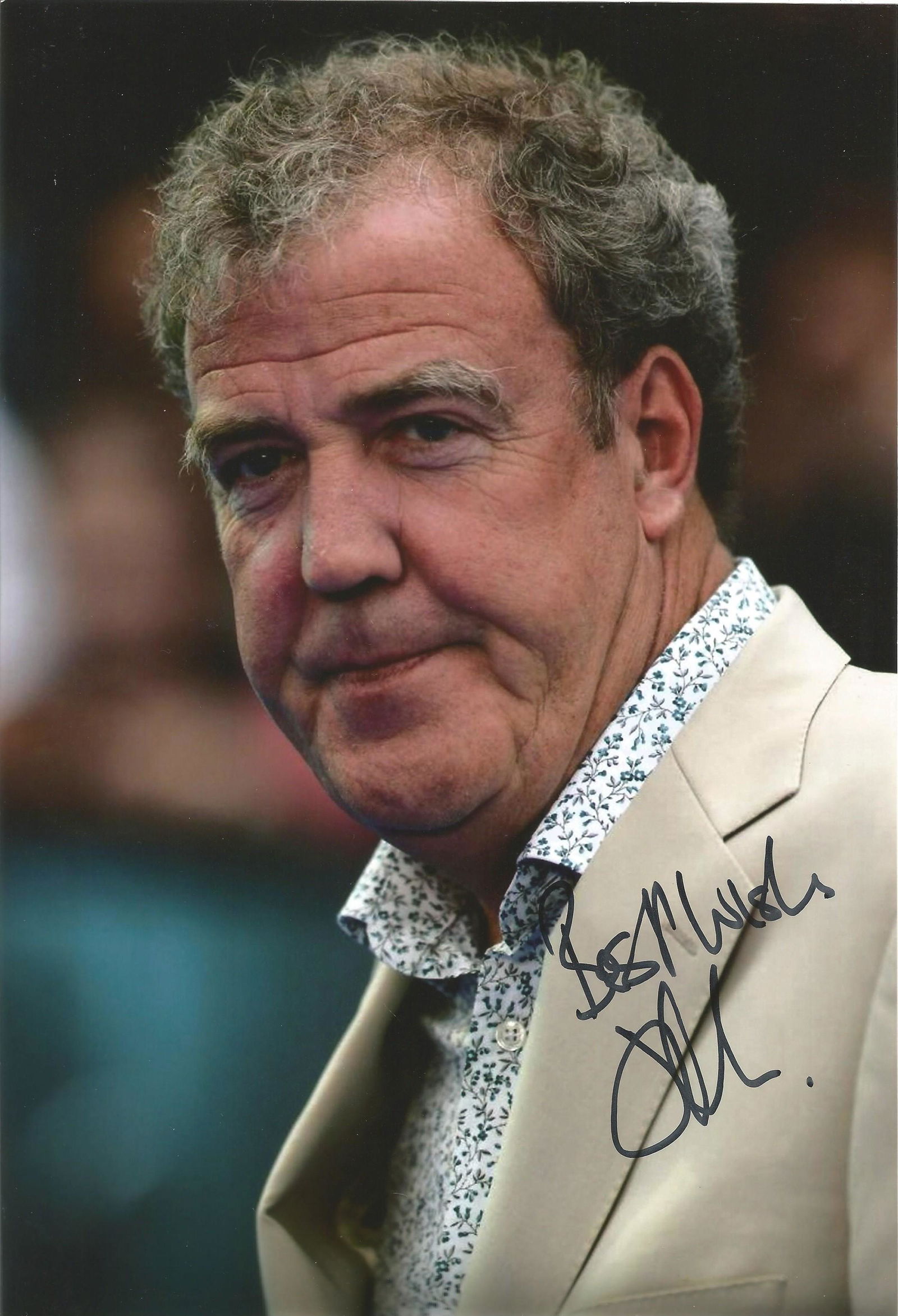 Broadcaster Jeremy Clarkson Signed 12x8 Colour Photo.
