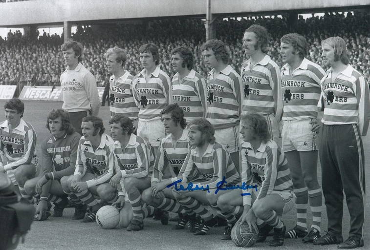 Autographed TERRY CONROY 12 x 8 photo - B/W, depicting (#0557) on Feb ...