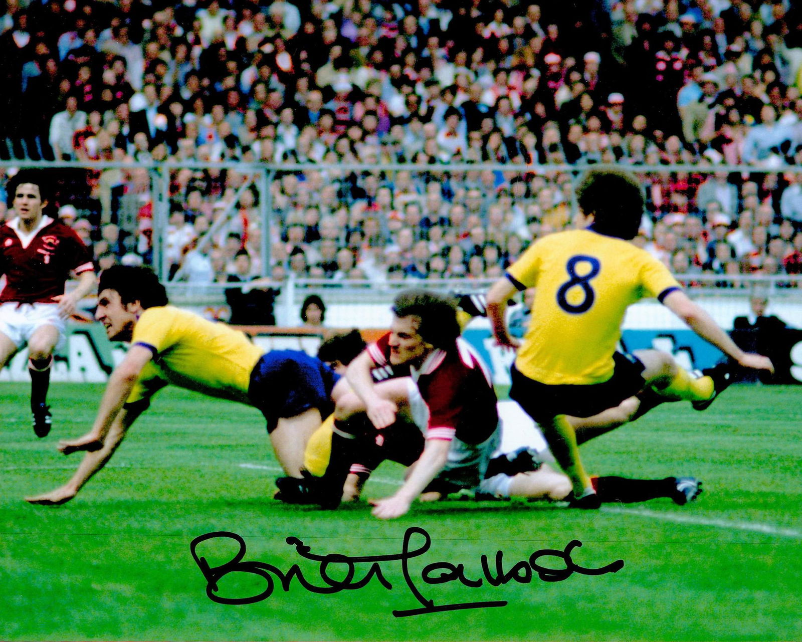 Brian Talbot signed Arsenal 10x8 colour photo. Brian (#0409) on Mar 04 ...