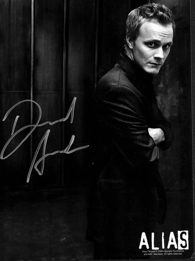 Alias Actor, David Anders signed 10x8 colour promo photograph pictured ...