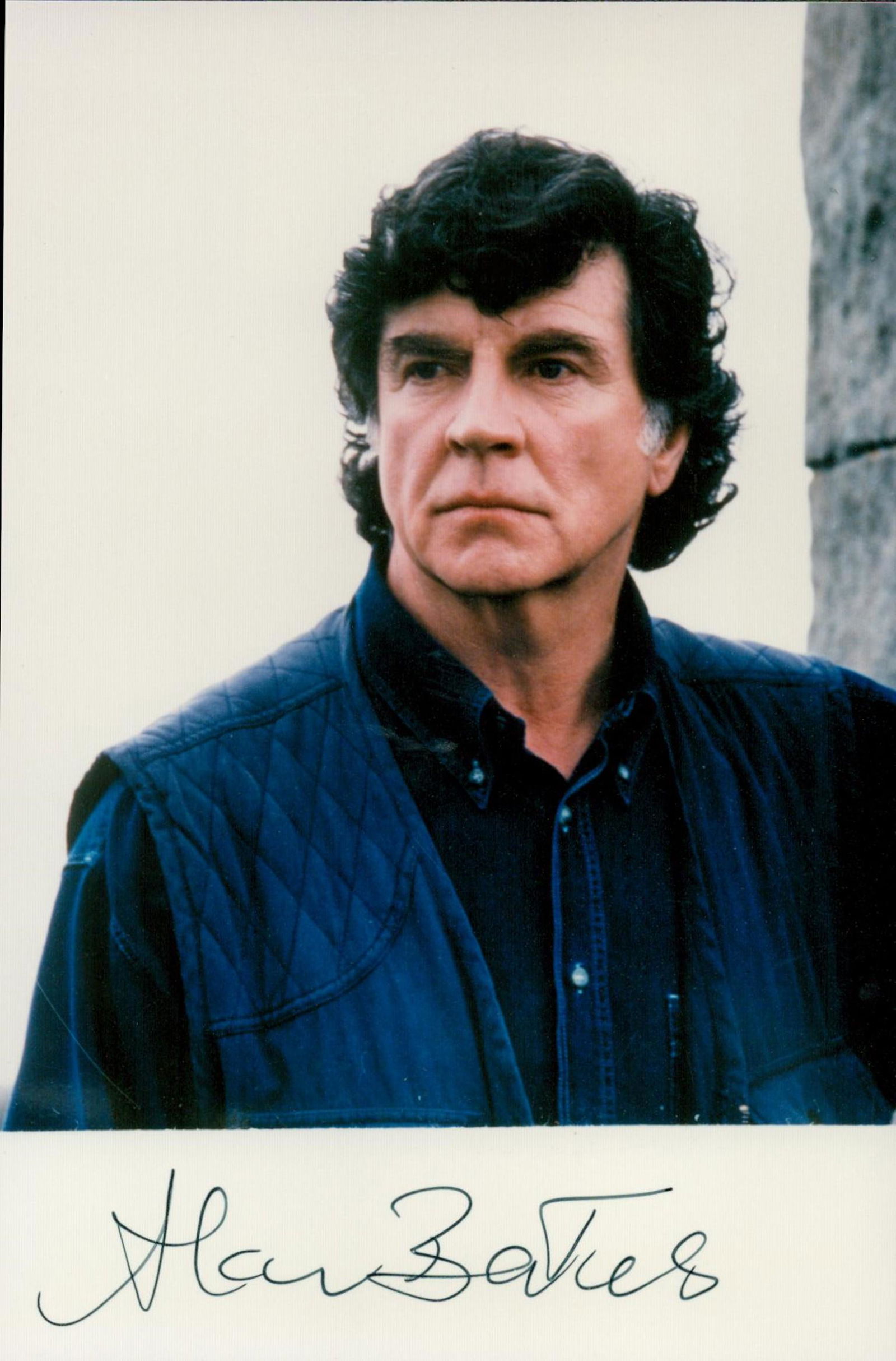 English Actor Sir Alan Bates CBE Signed 6x4 inch Colour Photo of Bates ...