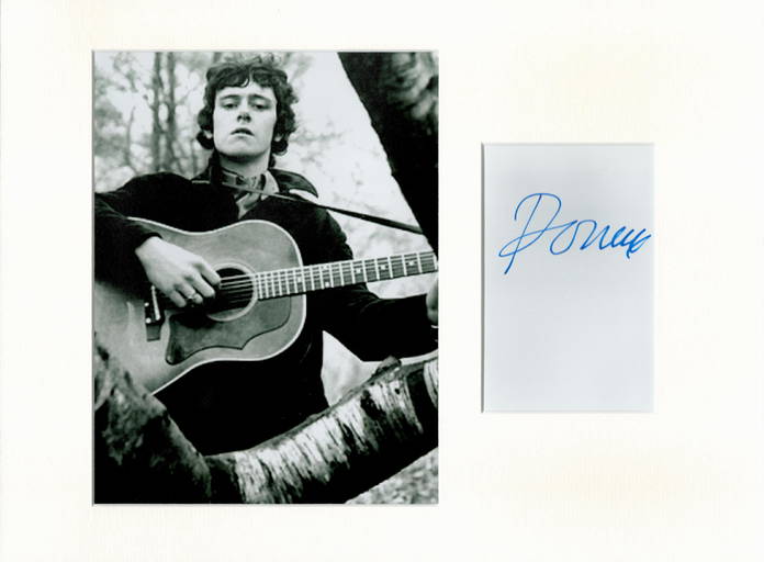 Scottish Musician Donovan Signed Signature page with 10x8 Black and ...