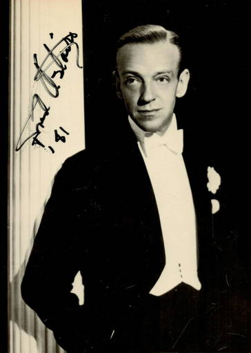Fred Astaire Signed 5 X 4 Inch Approx Black And White Photo. Signed In ...