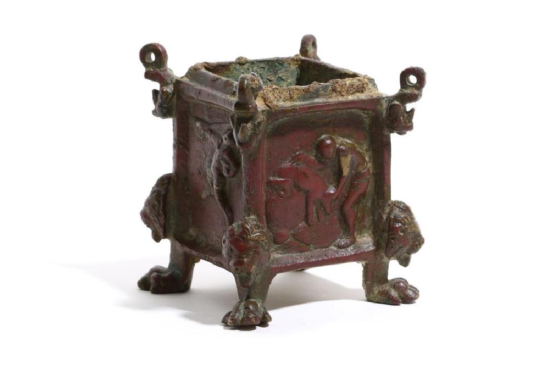 A ROMAN BRONZE PYXIS Circa 2nd Century A.D. Highly