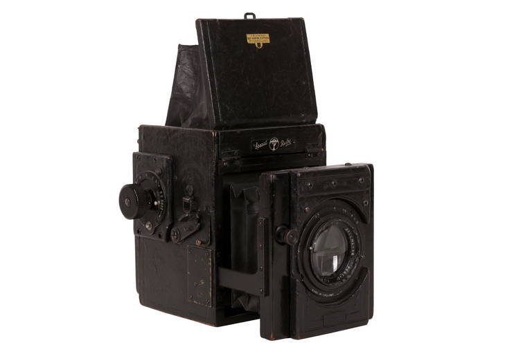 A Thornton Pickard Special Ruby Reflex Camera - Oct 20, 2022 | Chiswick ...