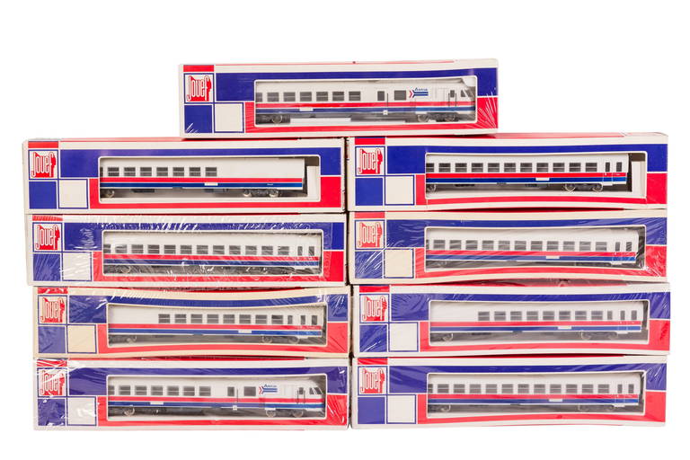 A Jouef Ho Gauge Amtrak 9 Car Train Multiple Unit