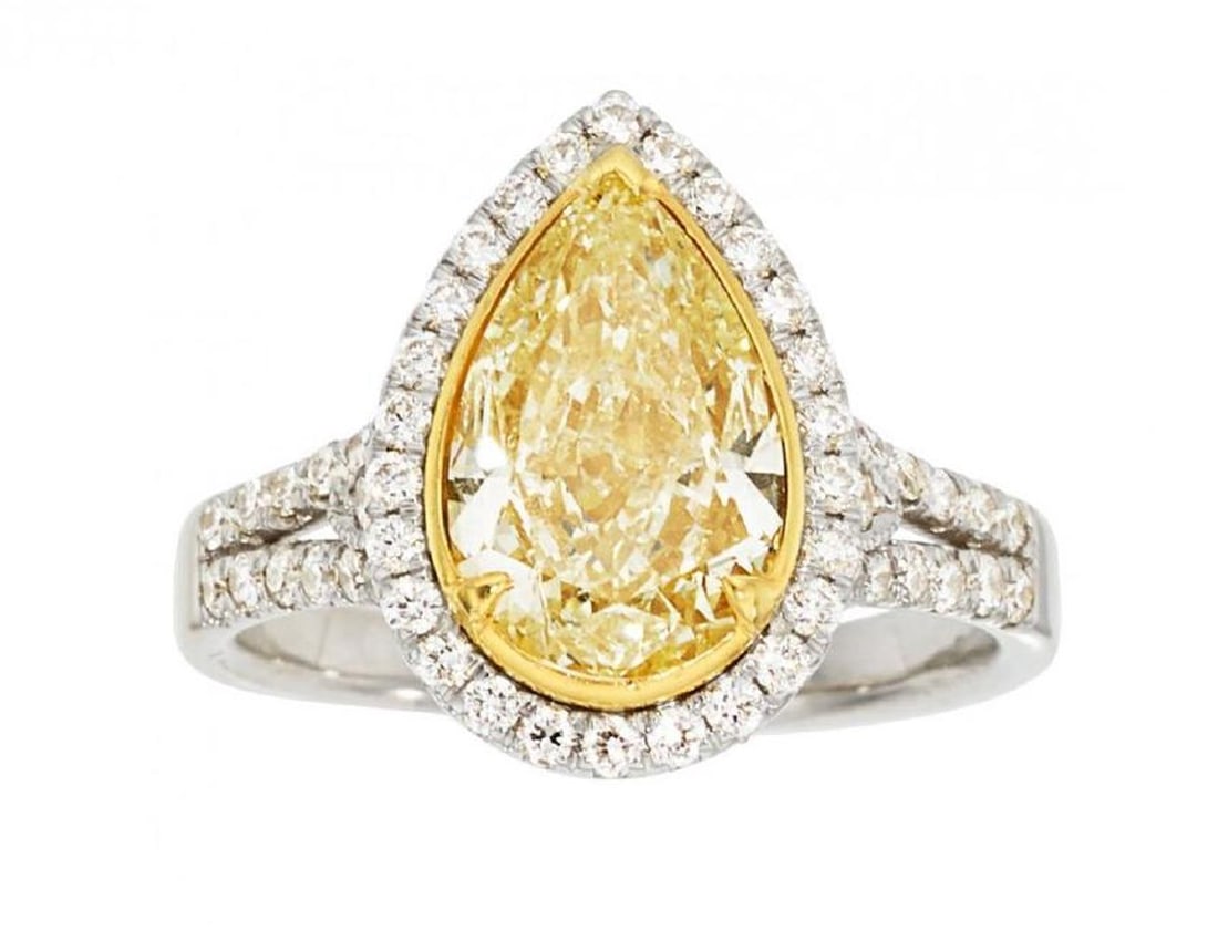 4.03ct Yellow Pear Shaped Diamond Engagement Ring Auction