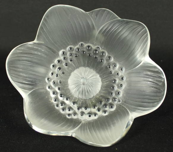 Lalique Flower - Jun 06, 2015 | World of Antiques, Inc. in CA
