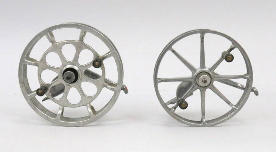 Two Goite Regular Casting Reels