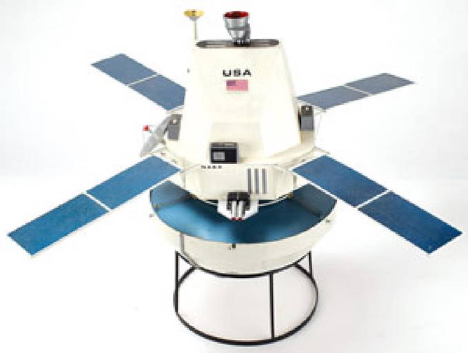 Viking 1 Orbiter Model