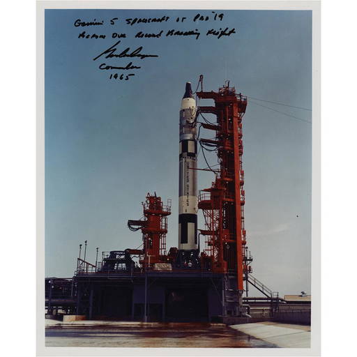 Gordon Cooper Signed Photograph (#9022) on Apr 21, 2022 | RR Auction in MA