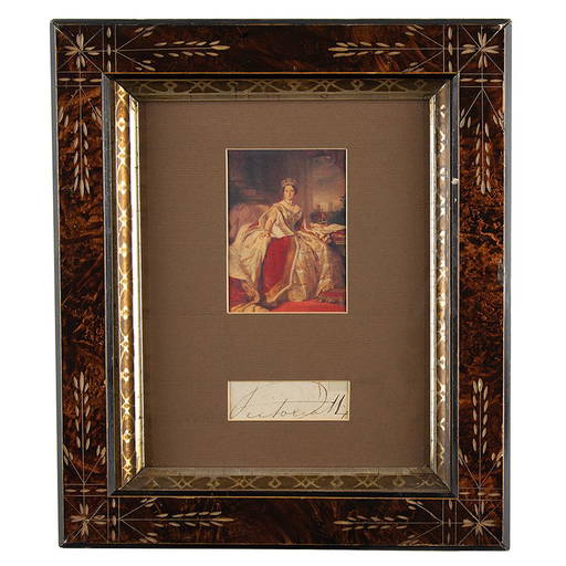 Queen Victoria Signature