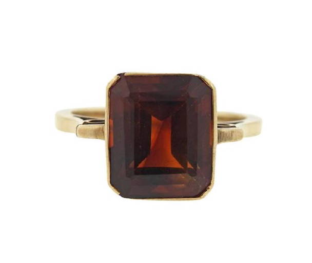 14k Gold Red Stone Ring