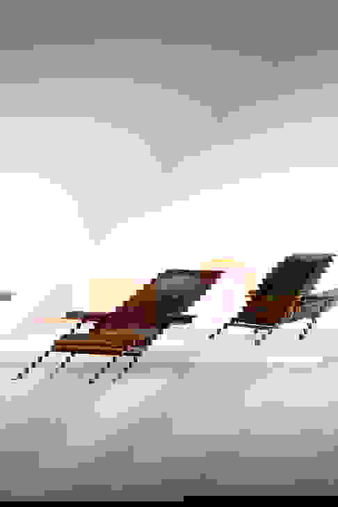 Roberto Menghi Pair Of Hall Armchairs For Arflex, Milan. Auction