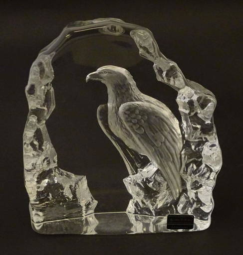 Mats Jonasson Signature Collection A Swedish Glass Sculpture Depicting