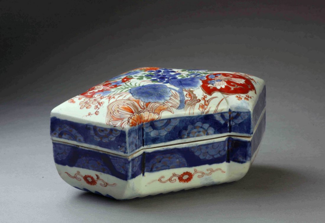 Imari Box in shape of folded paper
