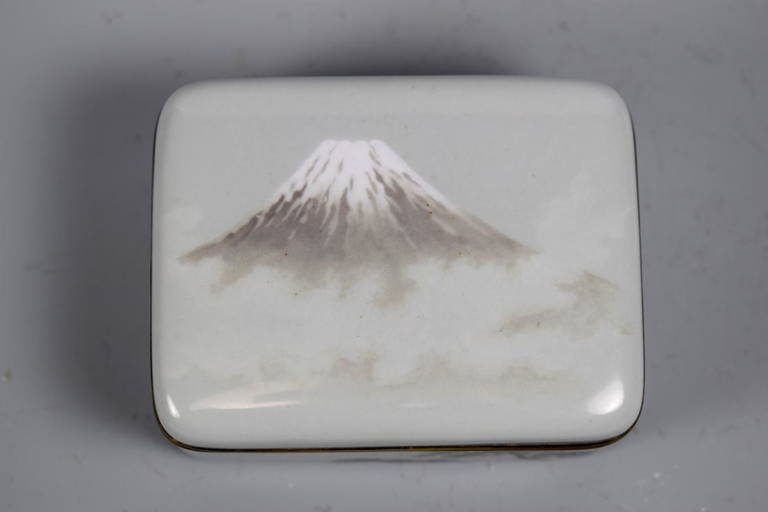 Japanese Wireless Cloisonne Box With Mt.fuji Sosuke
