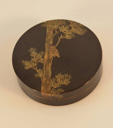 Japanese Lacquer Round Box With Insect
