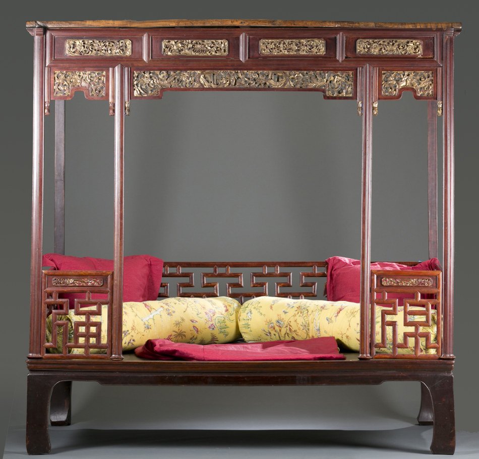 Chinese Style Carved Canopy Bed