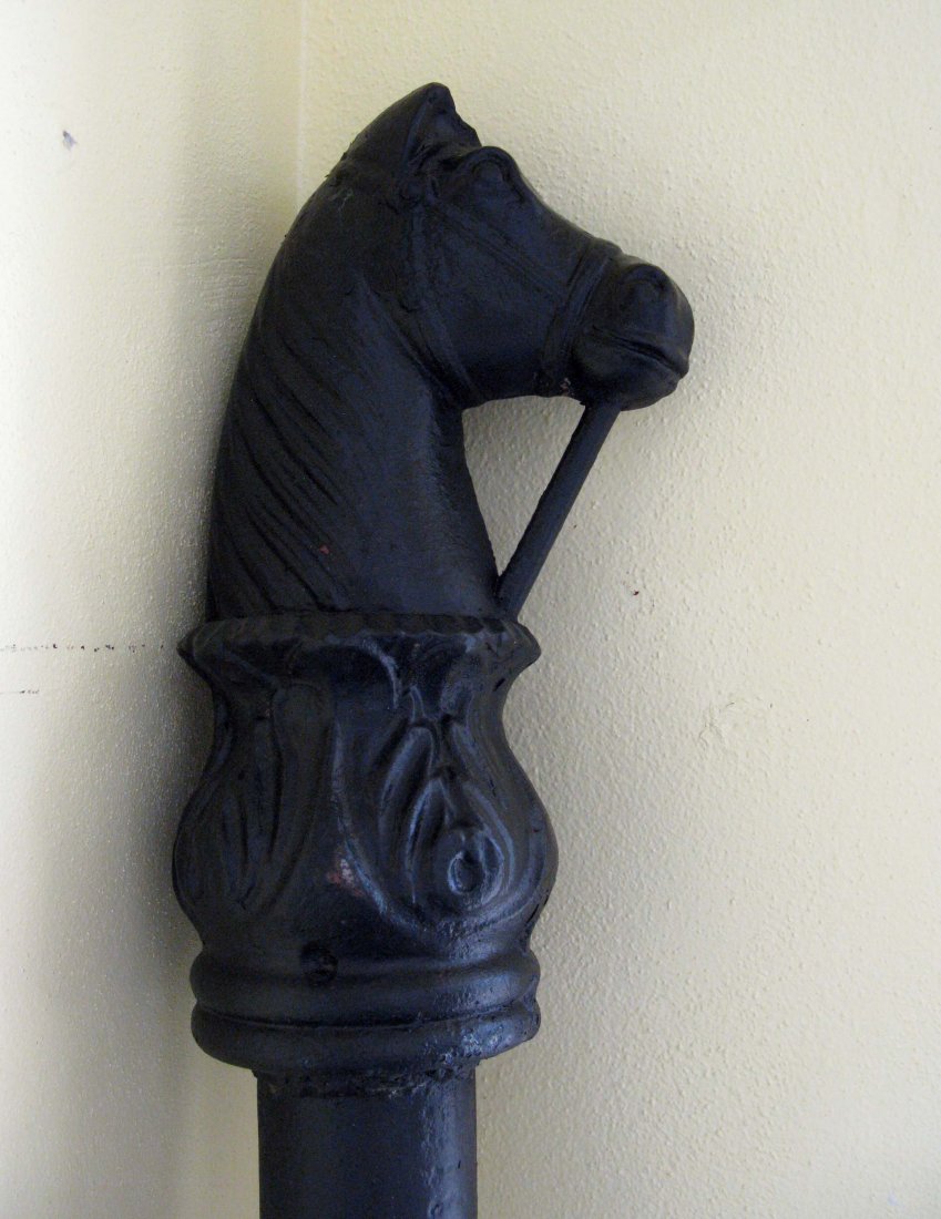 Cast Iron Horse Head Hitching Post