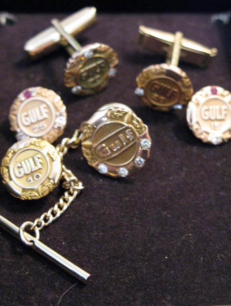 6 GULF OIL 10K, DIAMOND & RUBY SERVICE PINS JEWELRY