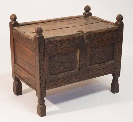 Early Jacobean Carved Oak Grain or Valuables Box (#0278) on Jun 04 ...