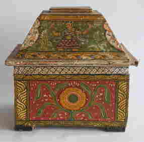 Jonas Weber Paint-Decorated Dresser Box - Jan 08, 2022 | New England ...