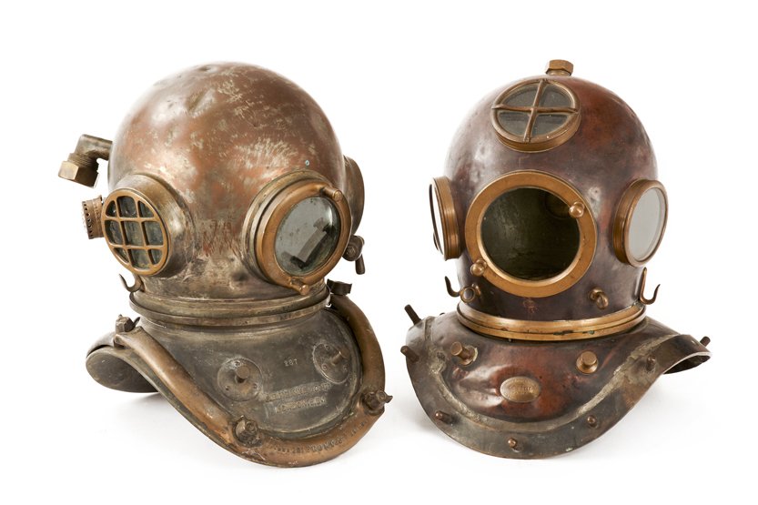 A 6-BOLT COPPER AND BRASS ADMIRALTY PATTERN DIVING HELM - Oct 30, 2013 ...