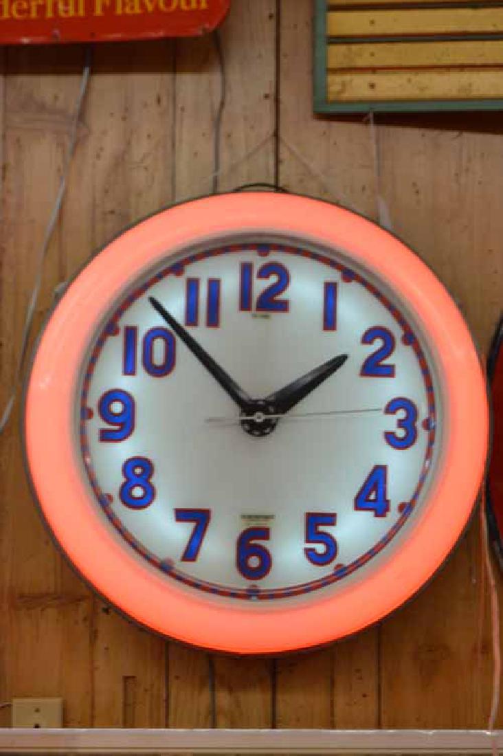 Cleveland Neon Clock Works - Nov 11, 2017 | Meissner's Auction Service ...