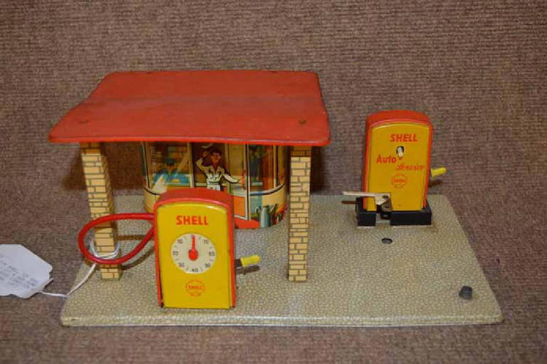 Tin Shell Toy Gas Station