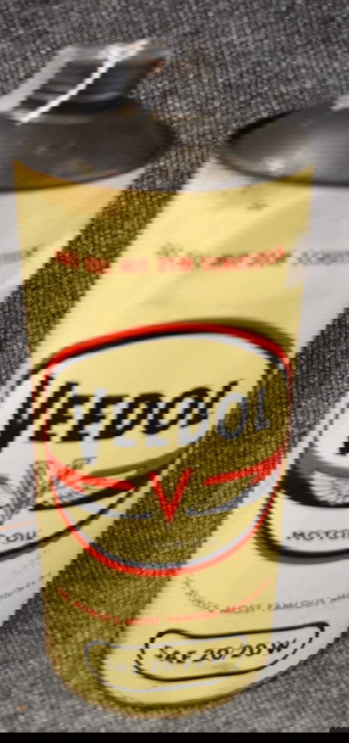 Veedol Oil Can Auction