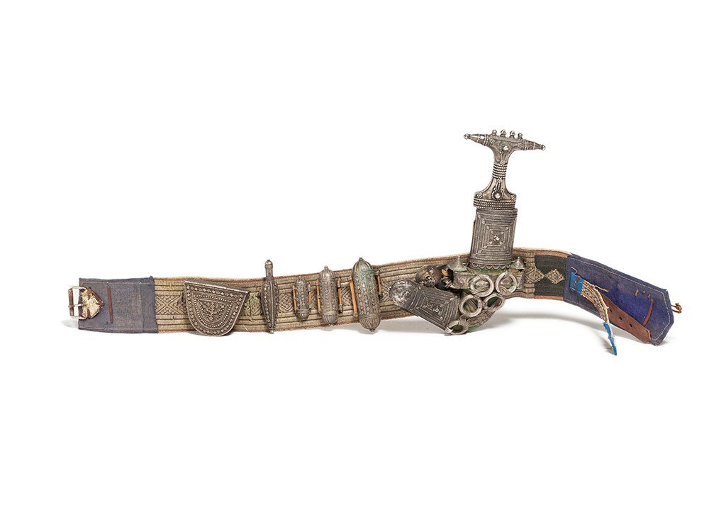 Traditional Khanjar Dagger with Belt, Oman, 19th