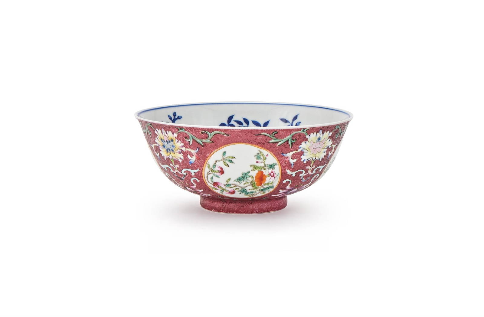 A Chinese Ruby-ground Famille-rose Sgraffiato 'medallion' Bowl Auction