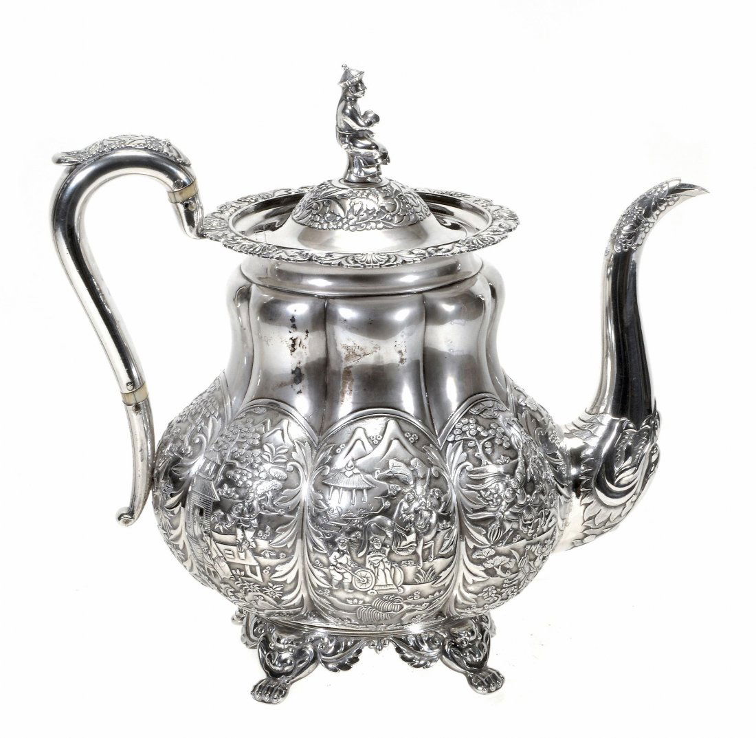 A heavy Chinese export silver tea pot by Wong Shing