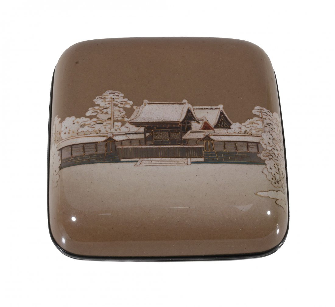 NAMIKAWA YASUYUKI. An unusual small enamel box, Meiji - May 19, 2015 ...