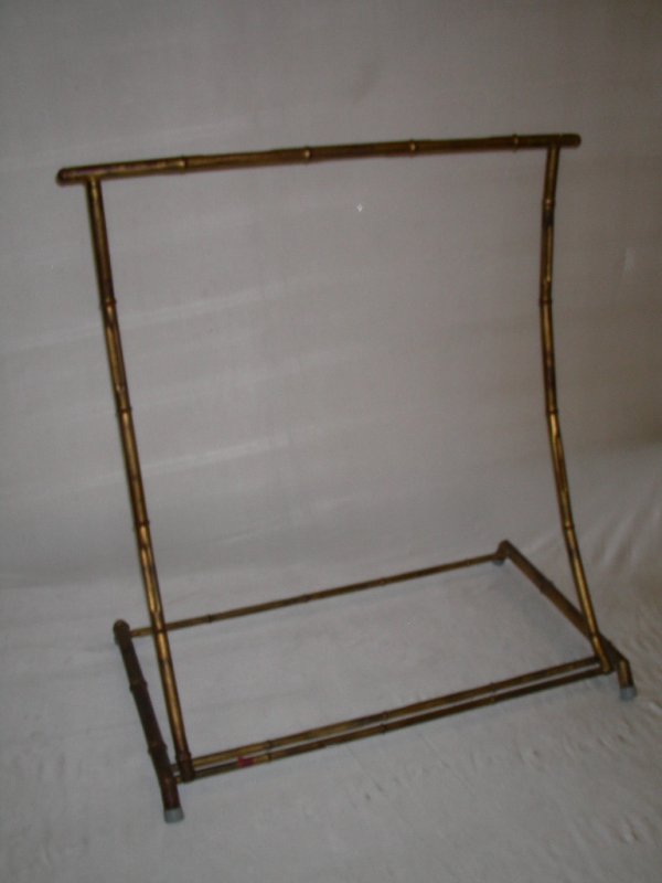 Bamboo Style Metal Quilt Blanket Stand Rack