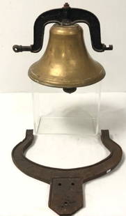 Crystal Metal No. 2 Cast Iron Dinner Bell W/ Yoke