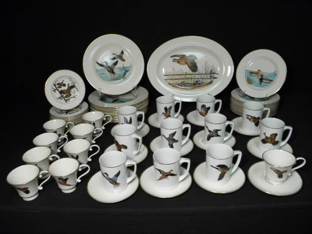 350: ABERCROMBIE & FITCH PORCELAIN GAME BIRD DINNERWARE
