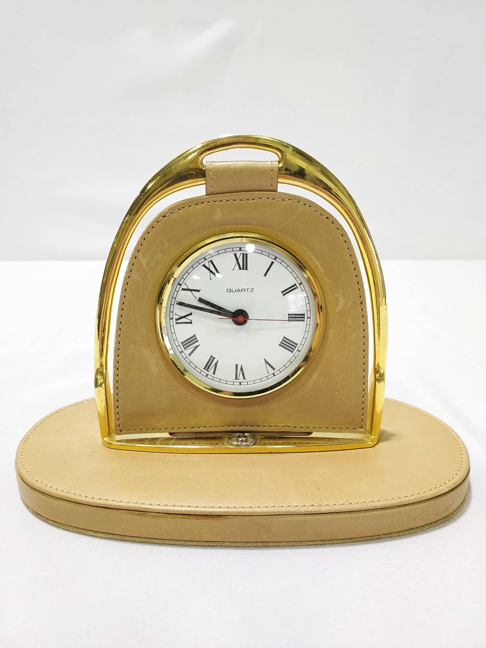 Vintage Gucci Leather Stirrup Desk Clock Auction