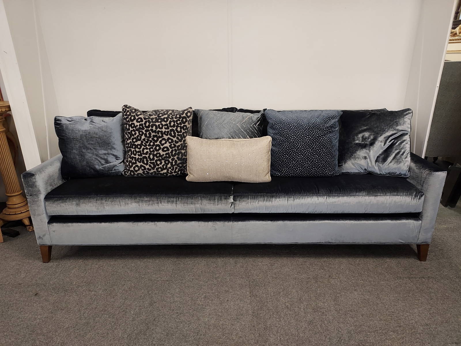 H186 Steel Blue/grey Velvet Style Sofa Auction